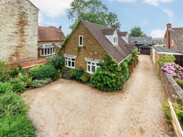 3 bedroom cottage for sale
