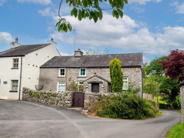 3 bedroom cottage for sale