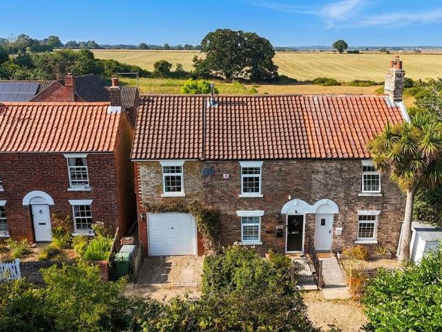 3 bedroom cottage for sale