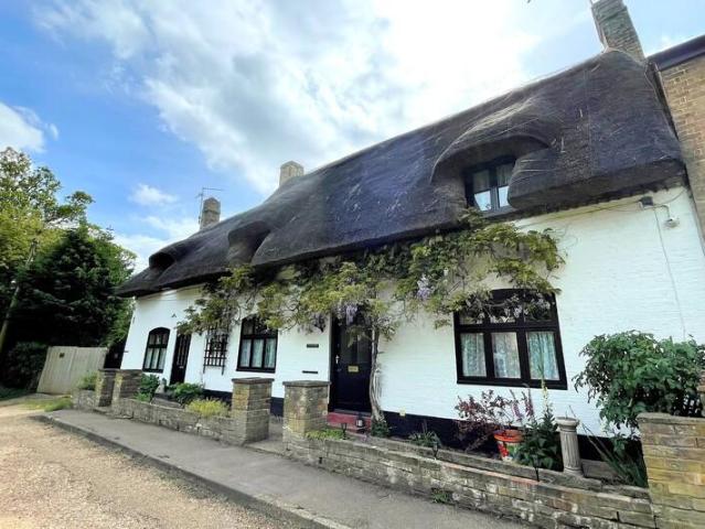 3 bedroom cottage for sale