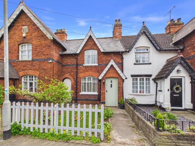 3 bedroom cottage for sale