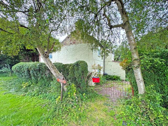 3 bedroom cottage for sale