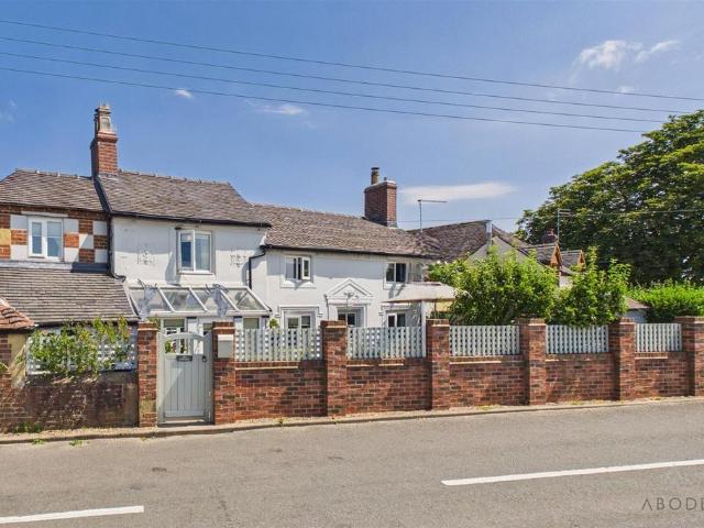 3 bedroom cottage for sale