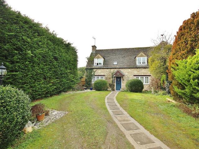 3 bedroom cottage for sale