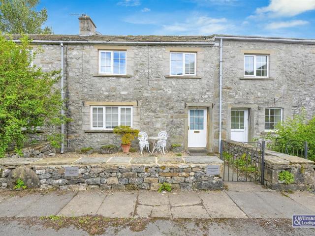 3 bedroom cottage for sale
