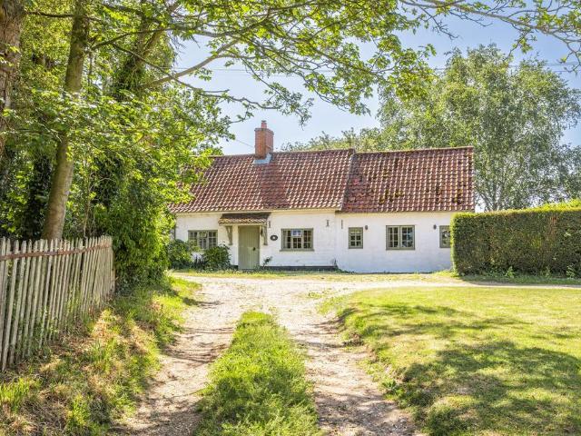 3 bedroom cottage for sale