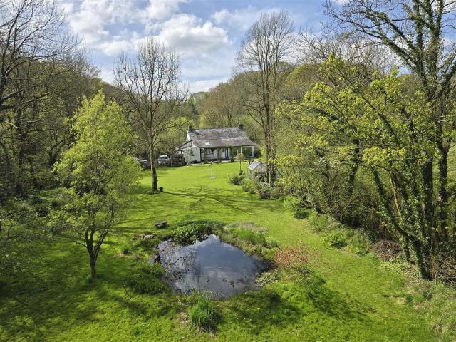 3 bedroom cottage for sale