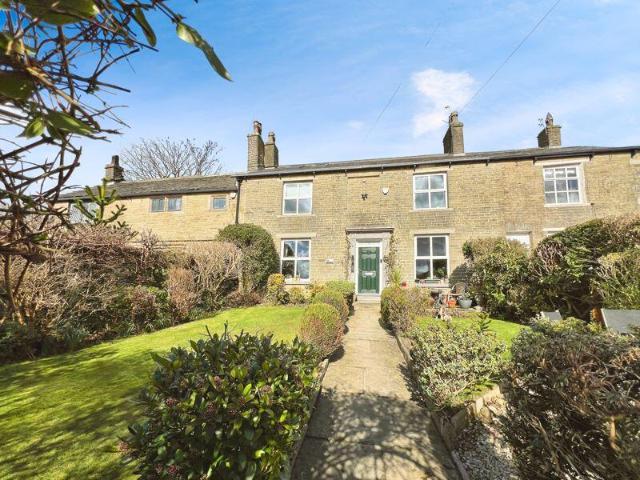 3 bedroom cottage for sale in Thomason Fold, Turton, Bolton, BL7