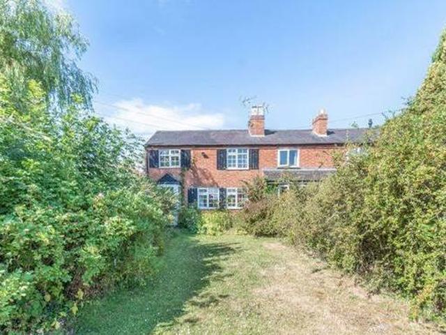 3 bedroom cottage for sale in The Ridgeway Astwood Bank B96