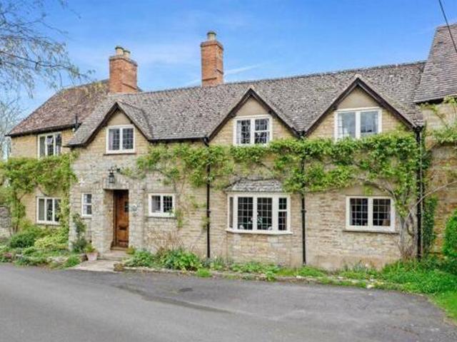 3 Bedroom Cottage For Sale In Tredington