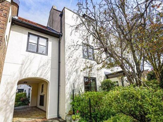 3 Bedroom Cottage For Sale In Westgate Street, Long Melford