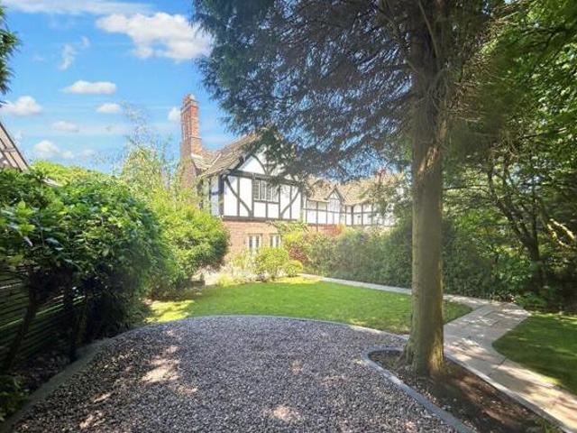 3 Bedroom Cottage For Sale In Worsley