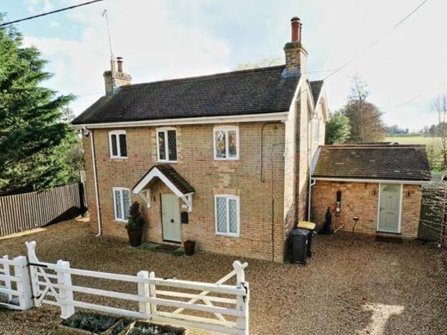 3 Bedroom Cottage For Sale In Wyboston, Bedford