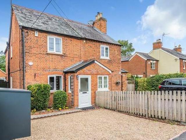 3 bedroom cottage for sale in Bracknell Berkshire RG42