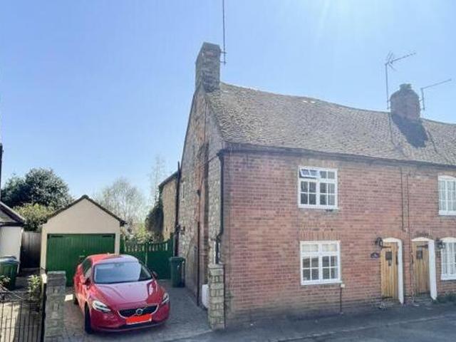 3 Bedroom Cottage For Sale In Buckinghamshire