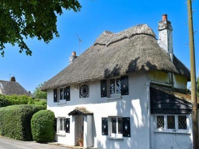 3 Bedroom Cottage For Sale In Burton