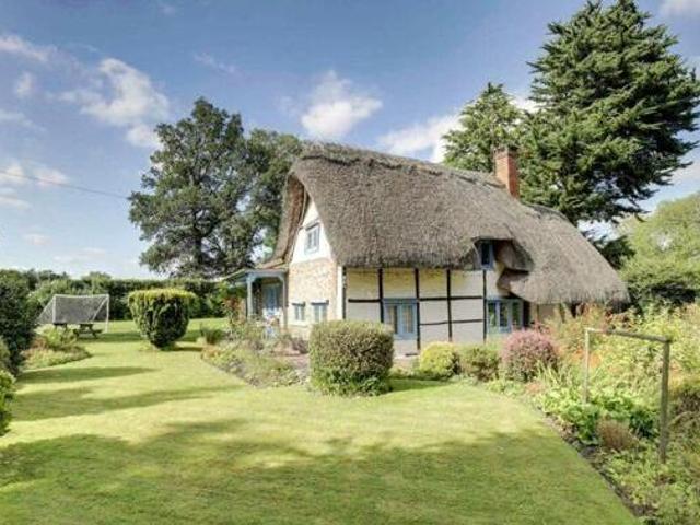 3 Bedroom Cottage For Sale In Cane End