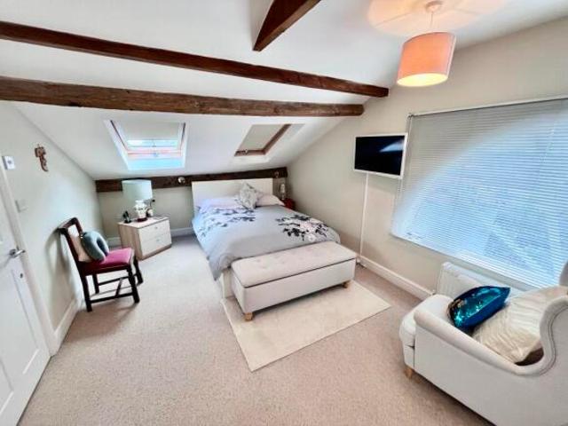 3 bedroom cottage for sale in Chapel House, Newport Pagnell, MK16