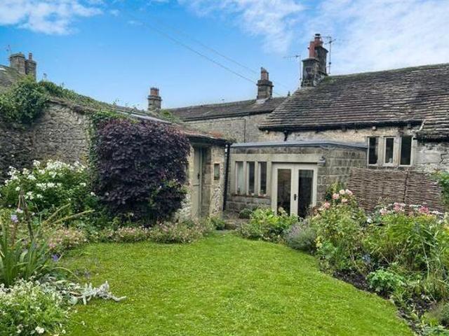 3 Bedroom Cottage For Sale In Chapel Street