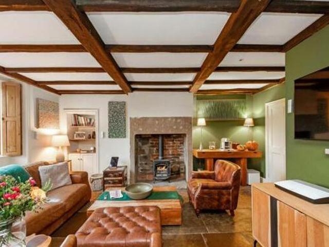 3 Bedroom Cottage For Sale In Clayton West