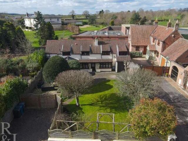 3 Bedroom Cottage For Sale In Cropwell Butler