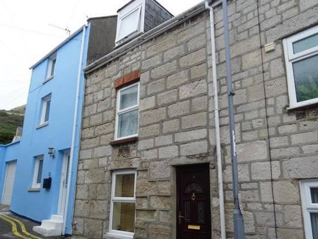 3 bedroom cottage for sale in East Street Portland DT5