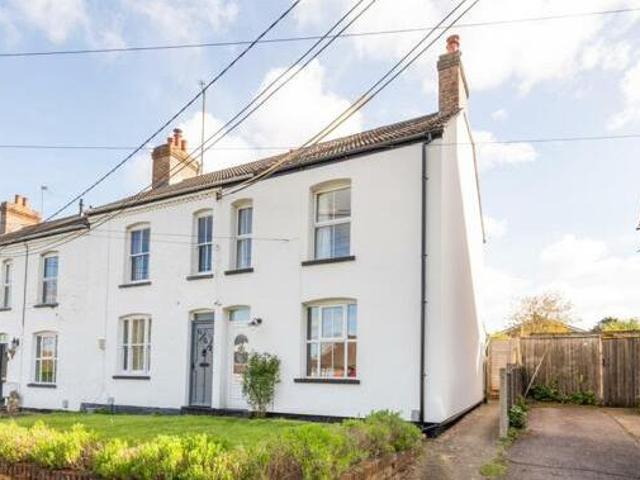 3 Bedroom Cottage For Sale In Harlington