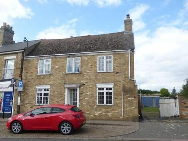 3 bedroom cottage for sale in High Street Sutton CB6