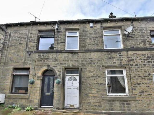 3 Bedroom Cottage For Sale In Holywell Green