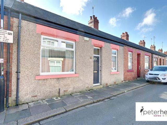 3 bedroom cottage for sale in Kimberley Street, Pallion, Sunderland, SR4