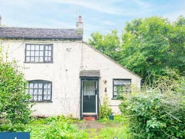 3 bedroom cottage for sale in Newcastle Road Newcastle StokeonTrent ST4
