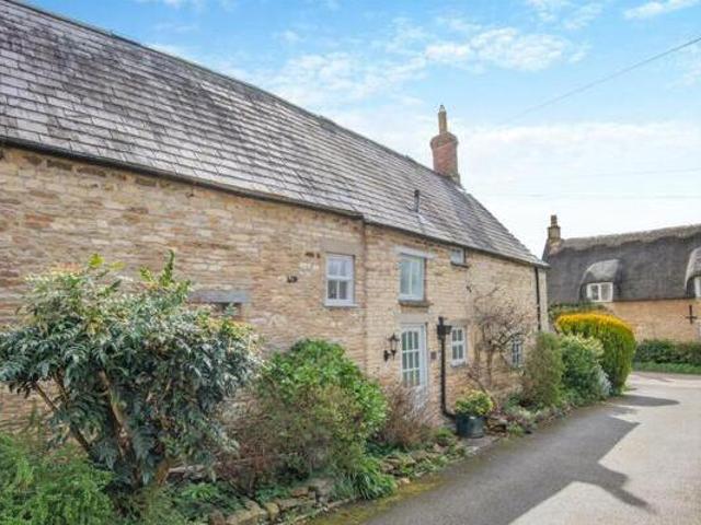 3 Bedroom Cottage For Sale In North Luffenham