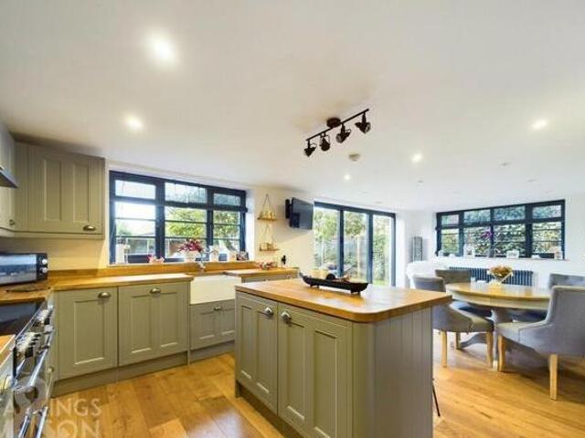 3 Bedroom Cottage For Sale In Reedham