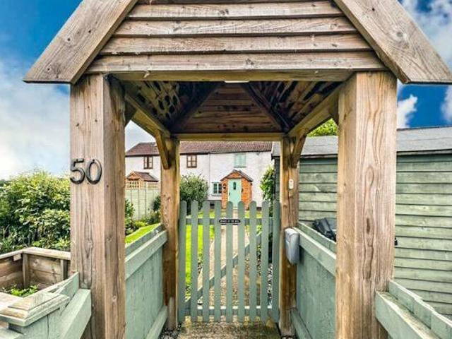 3 Bedroom Cottage For Sale In Shrivenham