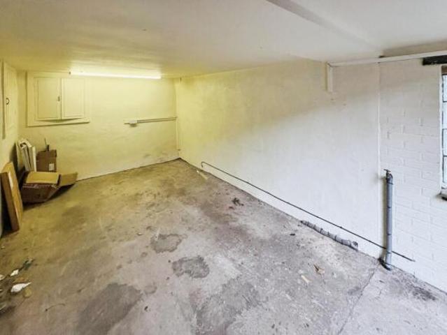 3 bedroom cottage for rent in Westgate, Almondbury, Huddersfield, West Yorkshire, HD5