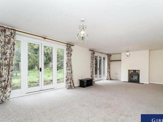 3 Bedroom Cottage For Rent In Garden Cottage, Denham