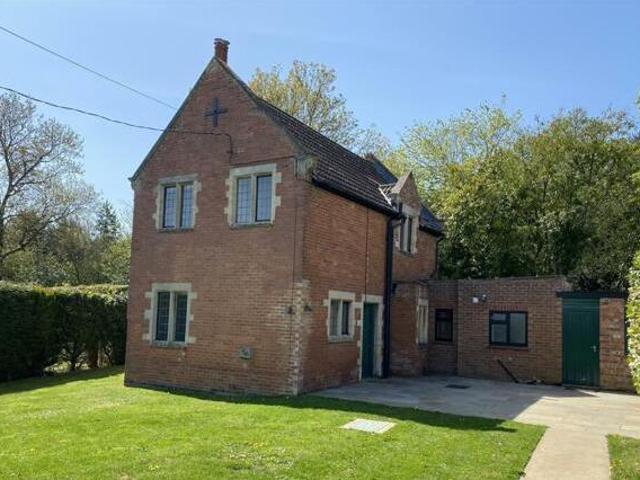 3 Bedroom Cottage For Rent In Rushton