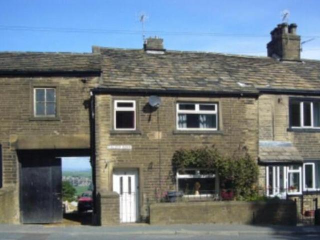 3 Bedroom Cottage For Rent In Scarlet Heights