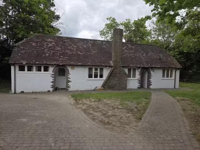 3 bedroom cottage for rent in Starrock Road, Coulsdon, CR5