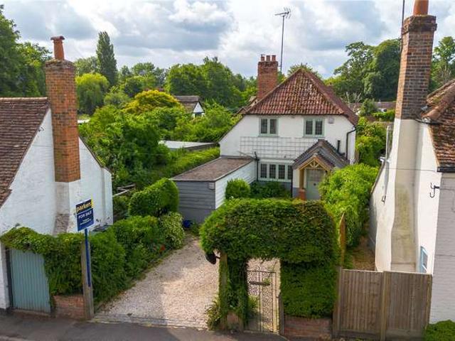 3 Bedroom Cottage House