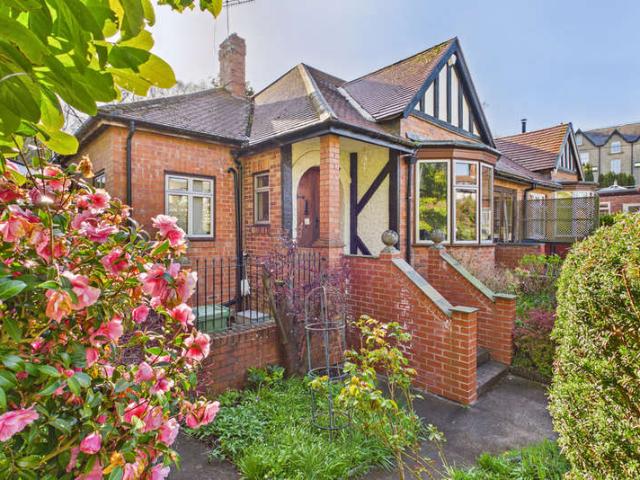 3 Bedroom Cottage House