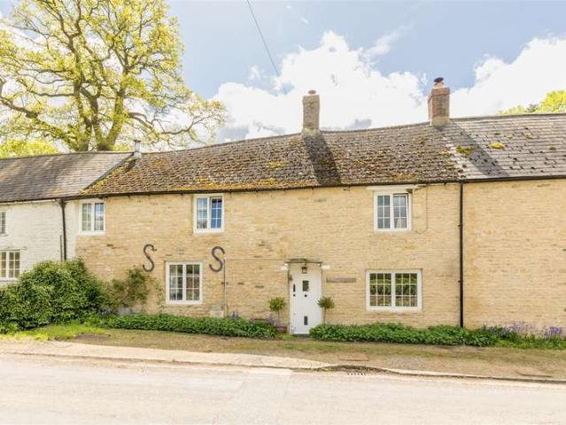 3 Bedroom Cottage House
