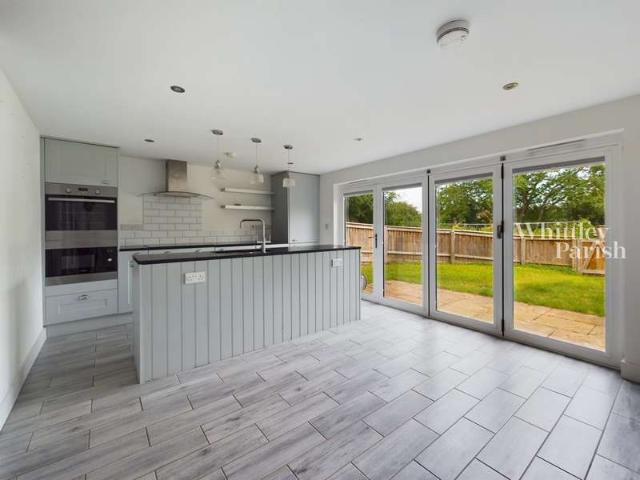 3 Bedroom Cottage House