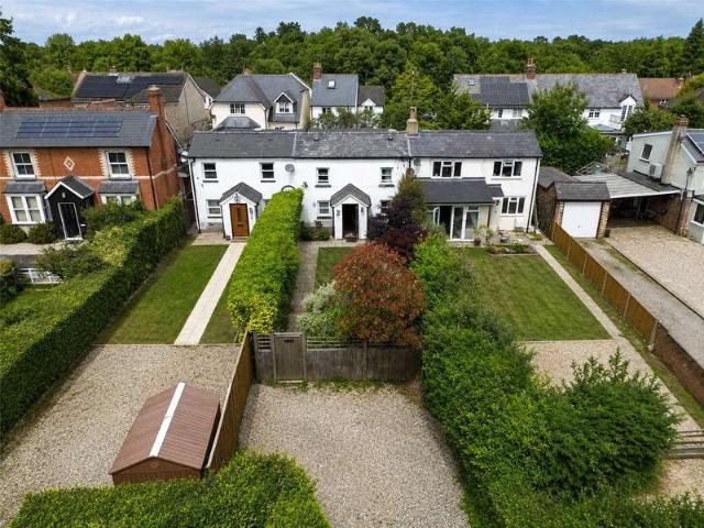 3 Bedroom Cottage House