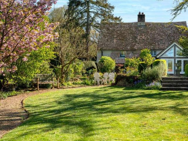 3 Bedroom Cottage House