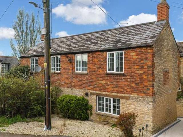 3 Bedroom Cottage House