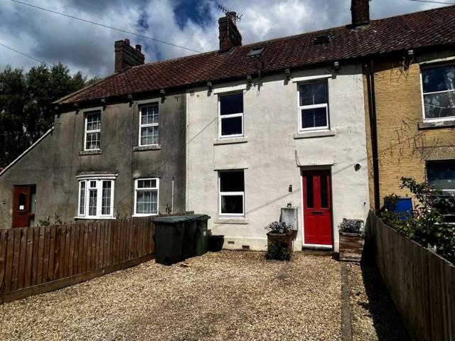 3 Bedroom Cottage House