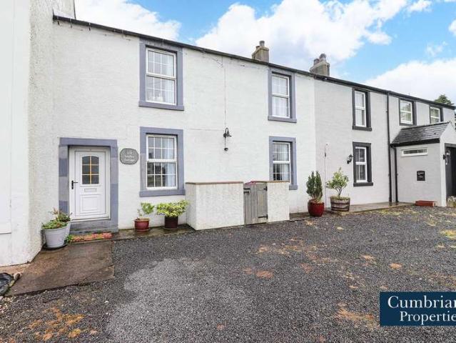 3 Bedroom Cottage House