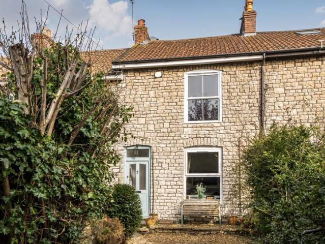 3 Bedroom Cottage House