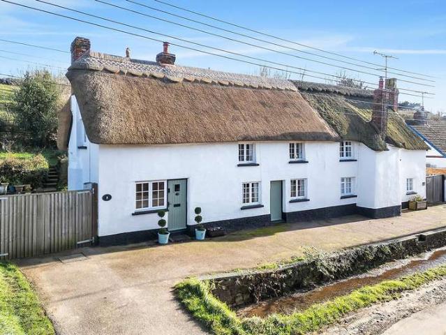 3 Bedroom Cottage House